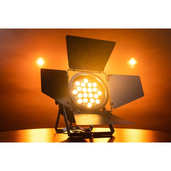 Stairville Octagon Theater 20x6W CW/WW/A – Thomann United States