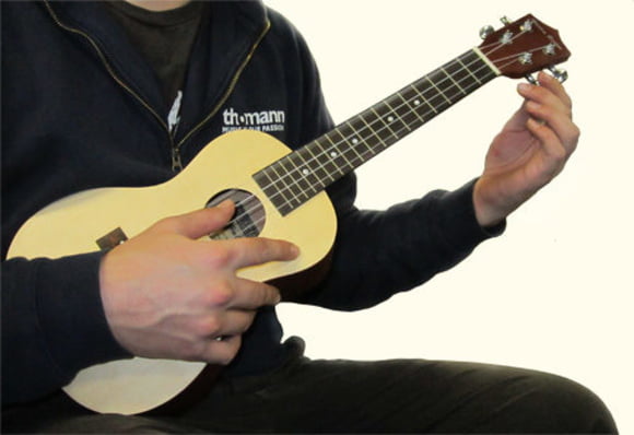 Setup of the Ukulele – Thomann Česko